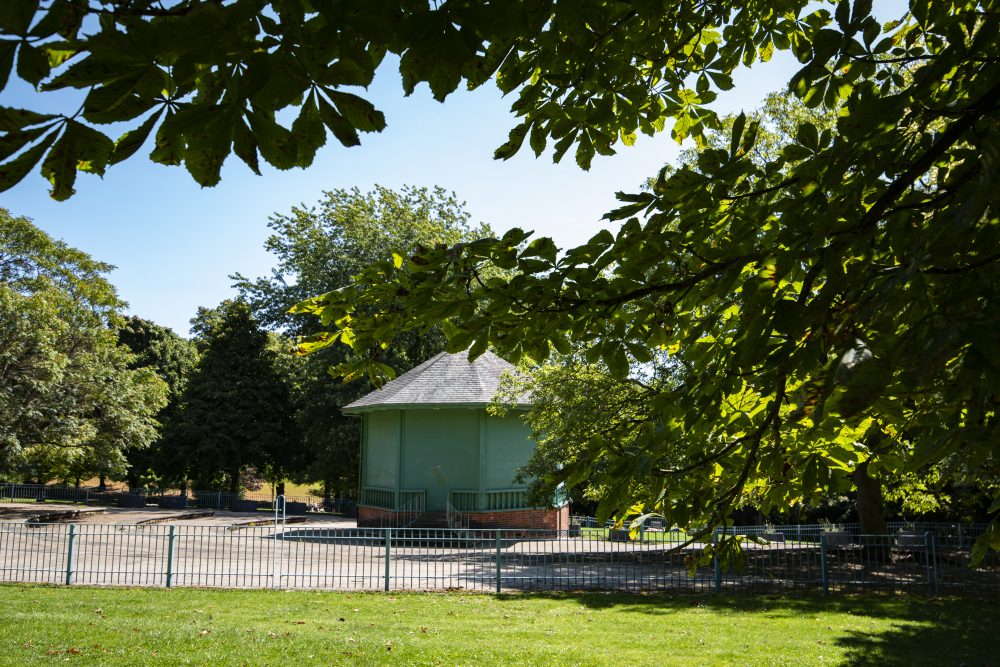 The historic Nottingham Arboretum to host Garden Bar and bandstand this ...