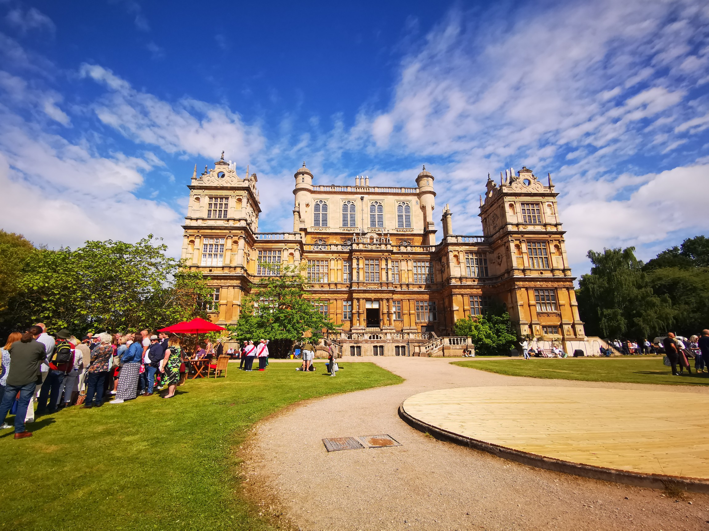 Antiques Roadshow Meet Titus the T. rex for Nottingham Show | My ...